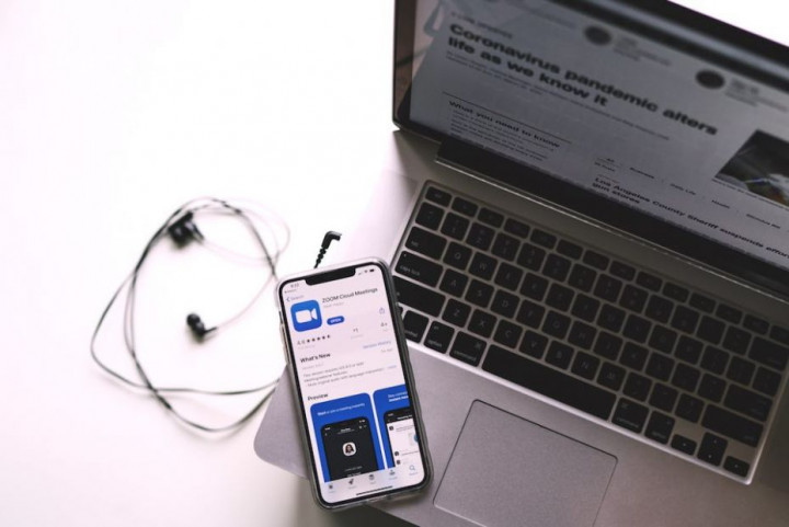 25 Pandemic-Specific Interview Questions to Answer + Questions to Ask ...