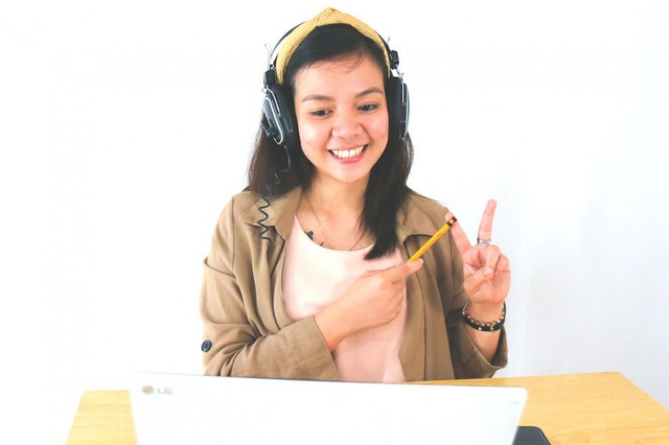 13 Tips to Help You Ace Your Zoom Interview | Career Contessa