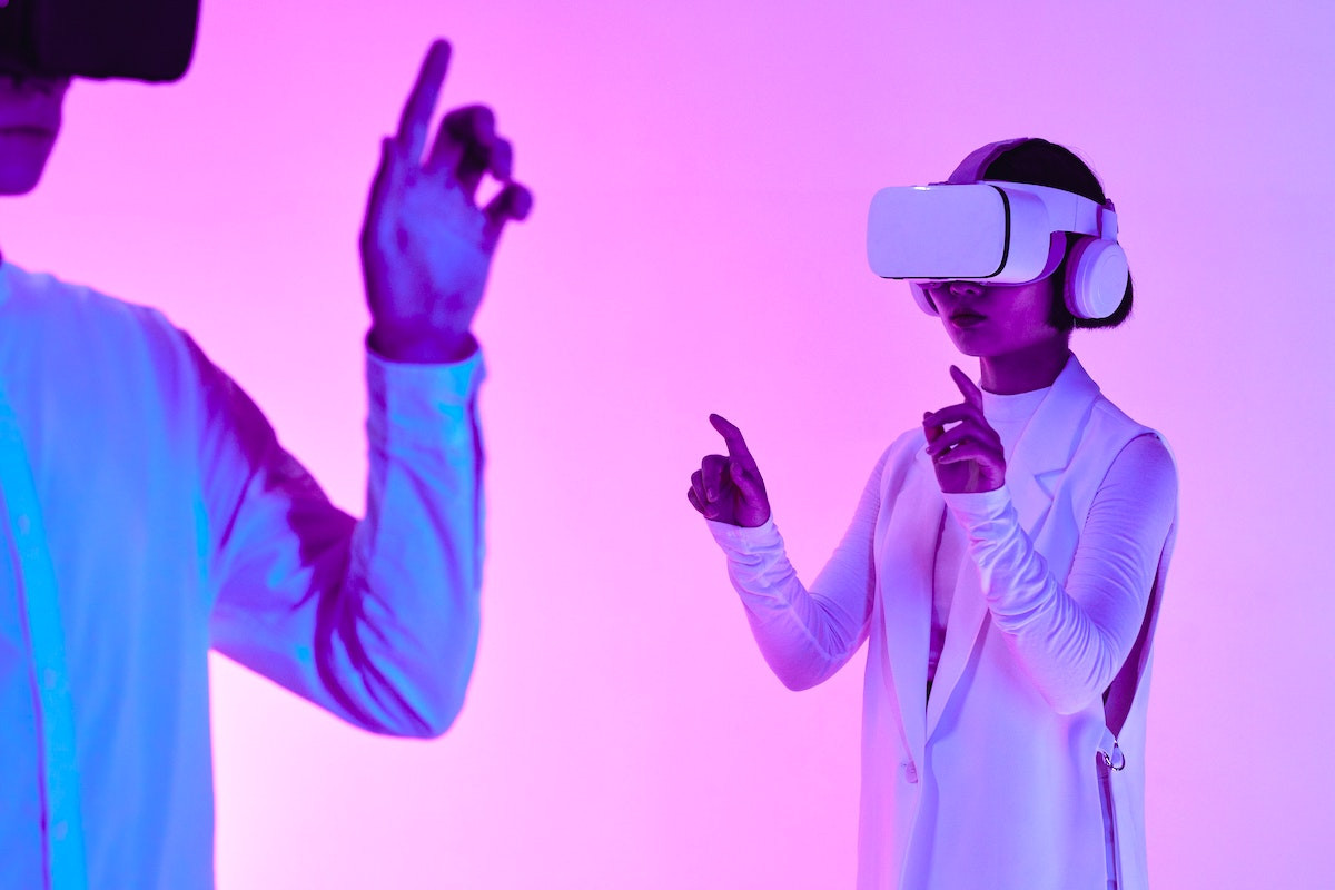 The Best Apps for Networking and Personal Connections | Career Contessa