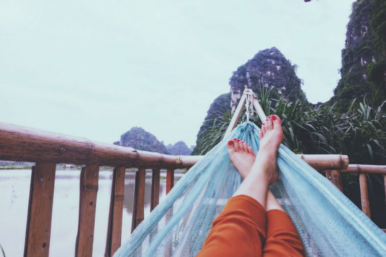 Bored at Work? 80+ Ways to Fight Boreout | Career Contessa