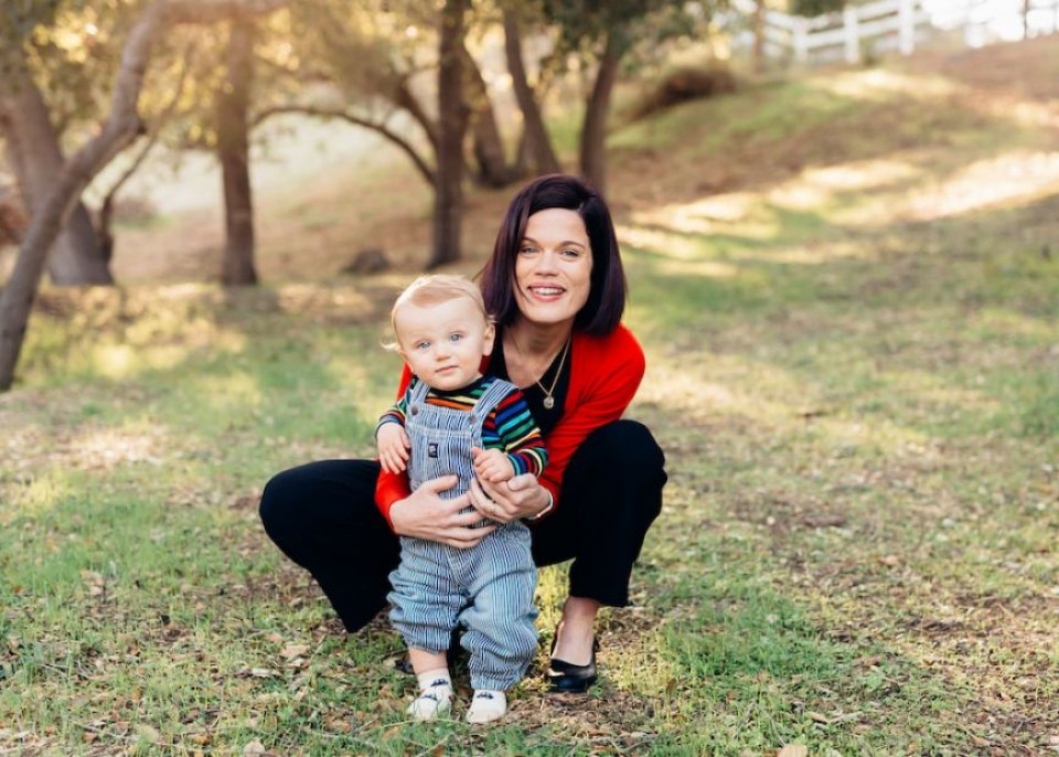 How to Manage Your Allergies at Work: A Survival Guide | Career Contessa