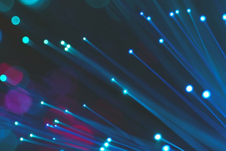 5 Ways to Form Real Human Connection at Work | Career Contessa