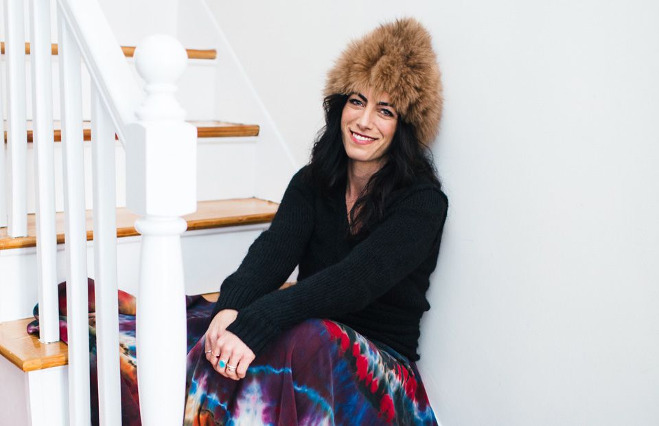 An Interview with Amy Abrams of Artists & Fleas | Career Contessa